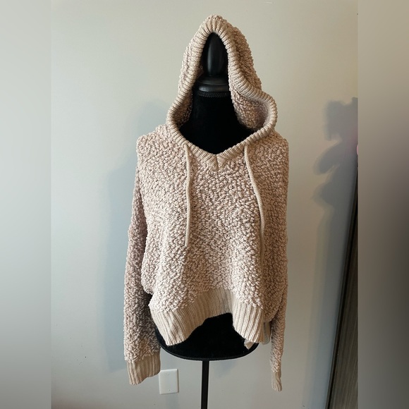 POL | Sweaters | Pol Popcorn Sherpa Tan Hooded Vneck Sweater | Poshmark